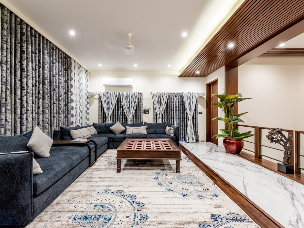 Luxurious Penthouse Interior design is a showcase of the bond between ...