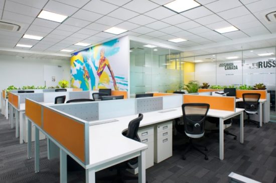 Small Modern Office Design of IIFL Offices – Pune | Zyeta Studios - The ...