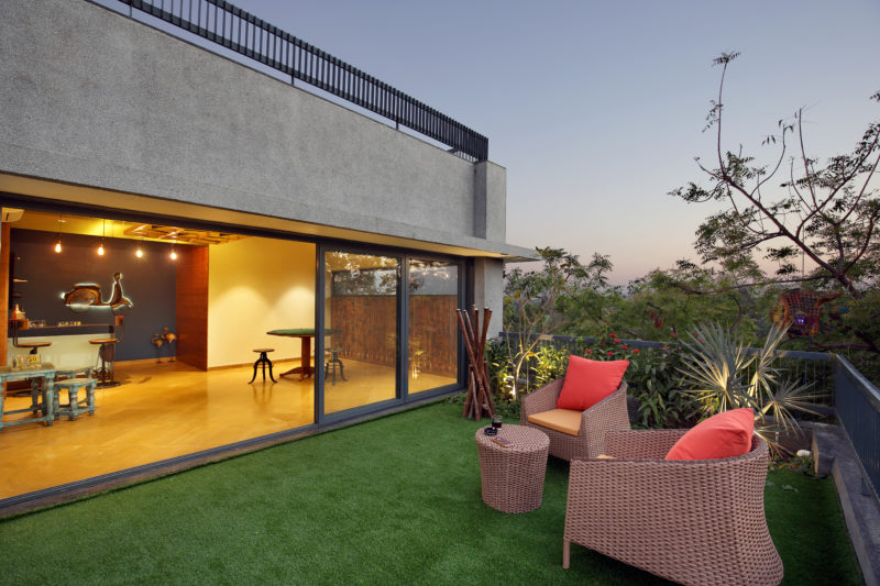 An Exposed Brick Front Elevation Gives the Villa an Evergreen Look ...