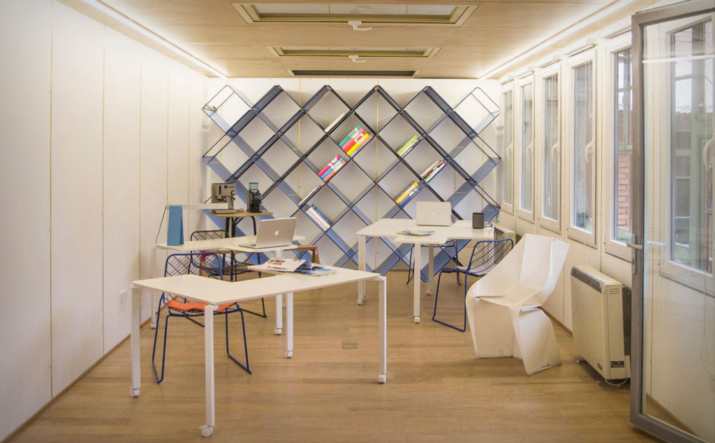 TETRIS TABLES : Table That Fits The Needs - The Architects Diary