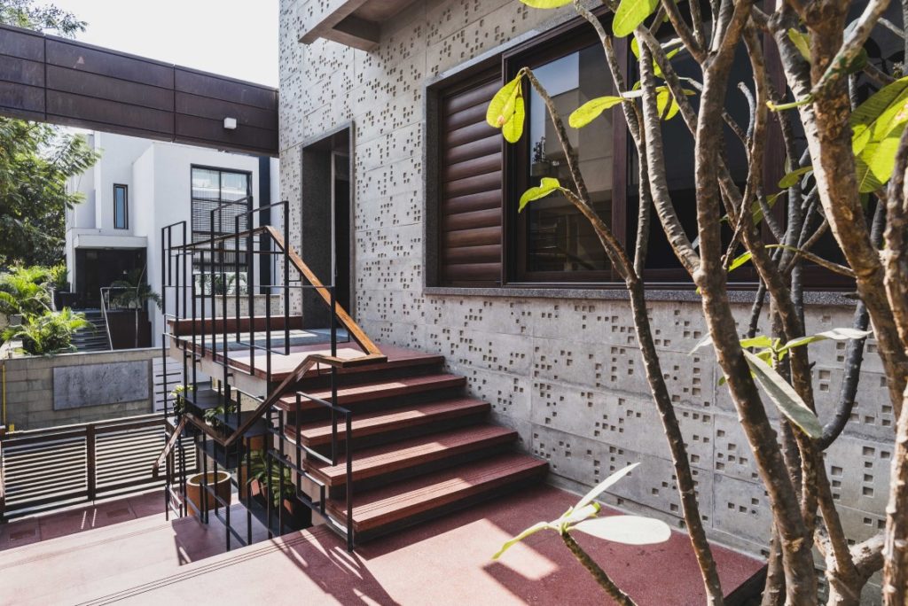 Peacock House-ESSTEAM - The Architects Diary