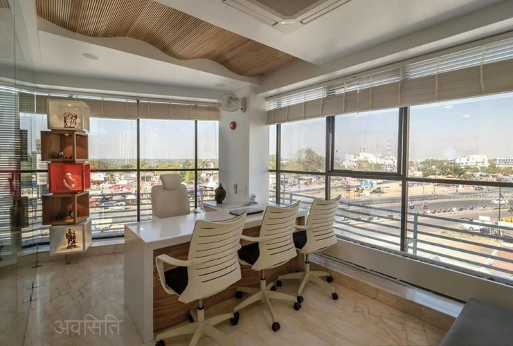 minimalistic and Simplistic Office Interiors | Avasiti - The Architects ...