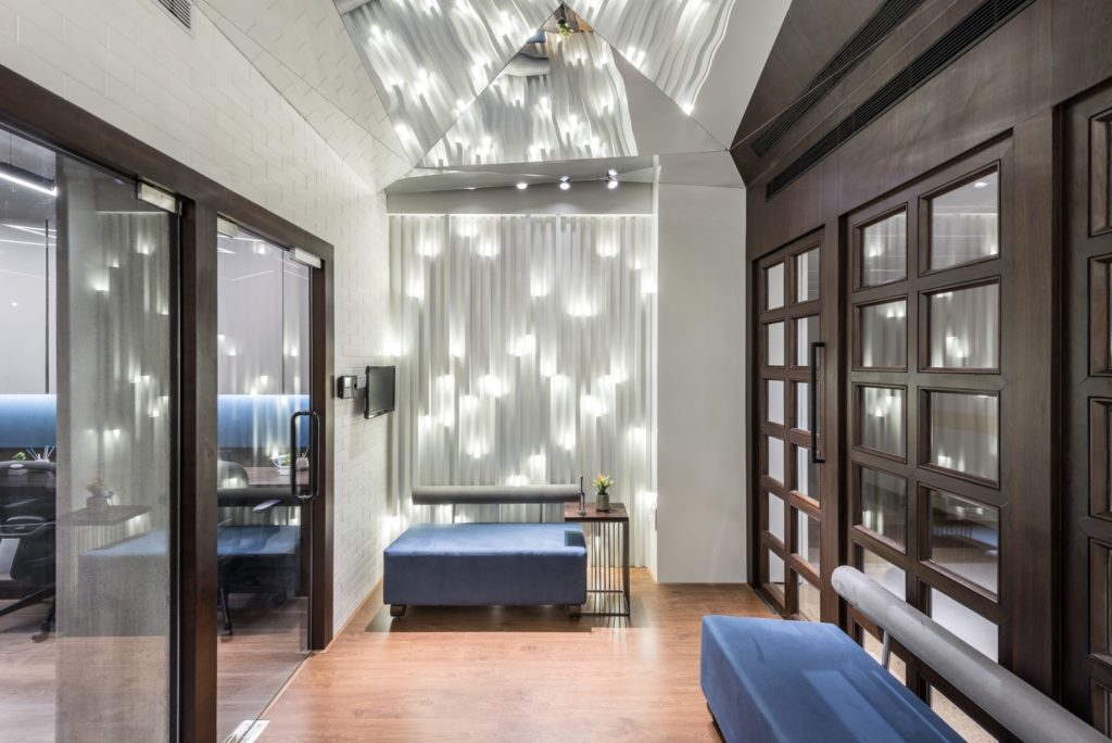 Office Design Is Bold and Spirited Composition | Limited Edition Design ...