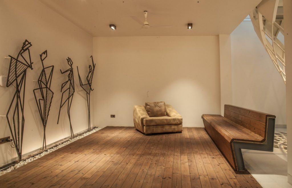'The Central Core' House -flyYingseeds design studios - The Architects ...