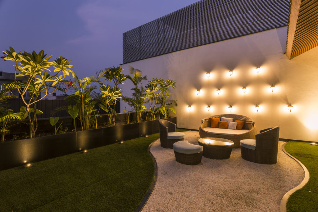 Contemporary design with elements of Indian Traditional houses | 23 DC ...
