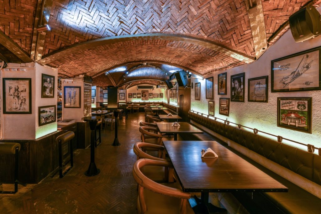 GARAGE INC.-A Modern Style Café Designed By And Studio - The Architects ...