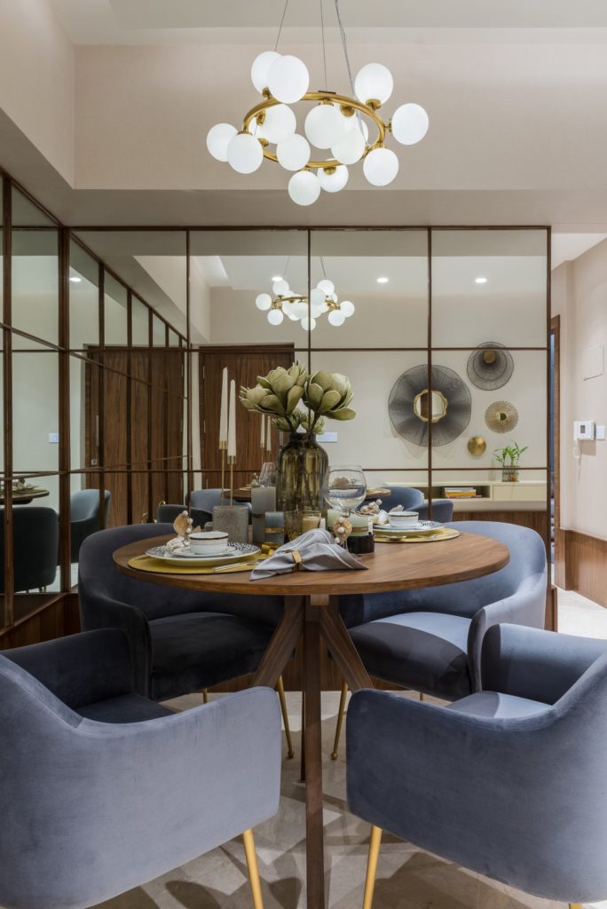 Small Apartment Design Allows Seamless Space Flow | Quirk Studio - The ...