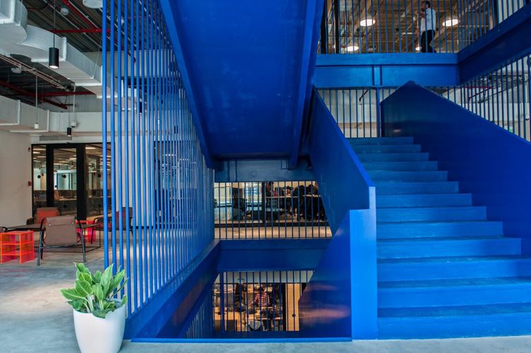 WeWork Offices In India Feature Intelligently Designed Collaborative ...