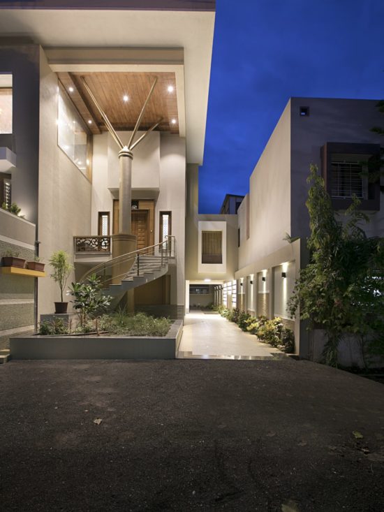 COLLAGE HOUSE | CHAWARE & ASSOCIATES - The Architects Diary