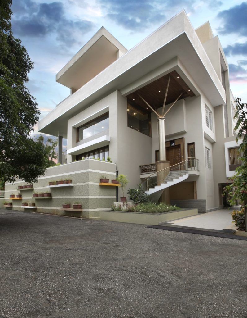 COLLAGE HOUSE | CHAWARE & ASSOCIATES - The Architects Diary