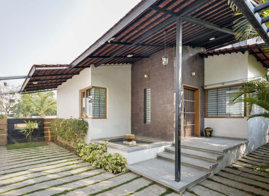 Traditional Architecture In Bold Contemporary Composition | 4th Axis ...