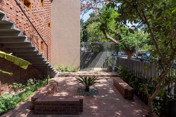 Advocate Office Design | Studio Infinity - The Architects Diary