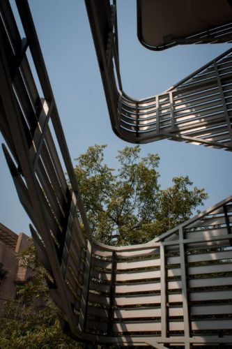 Apartment exterior Uses Aluminum Horizontal Facade | Plan Loci - The ...