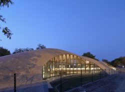 Maya Somaiya Library, Sharda School / Sameep Padora & Associates - The ...