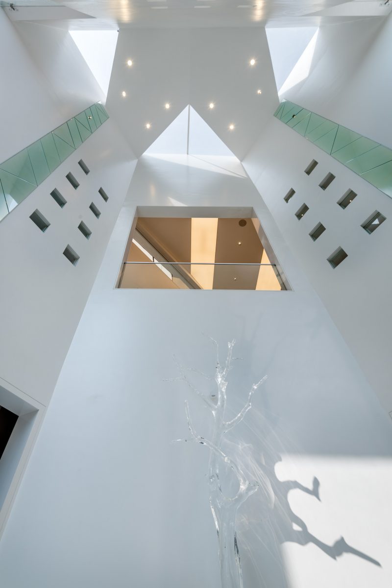 The Angular Plan Contemporary Bungalow At Pune | Sparc Design - The ...