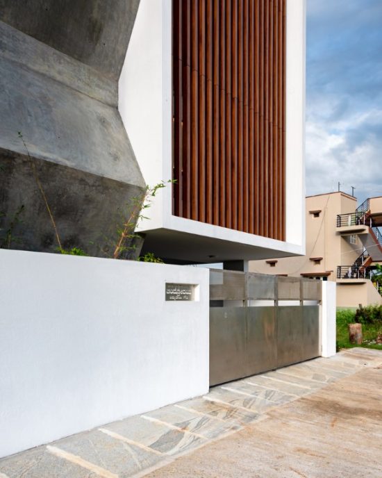 Minimal Rectilinear House | Sudaiva Studio - The Architects Diary