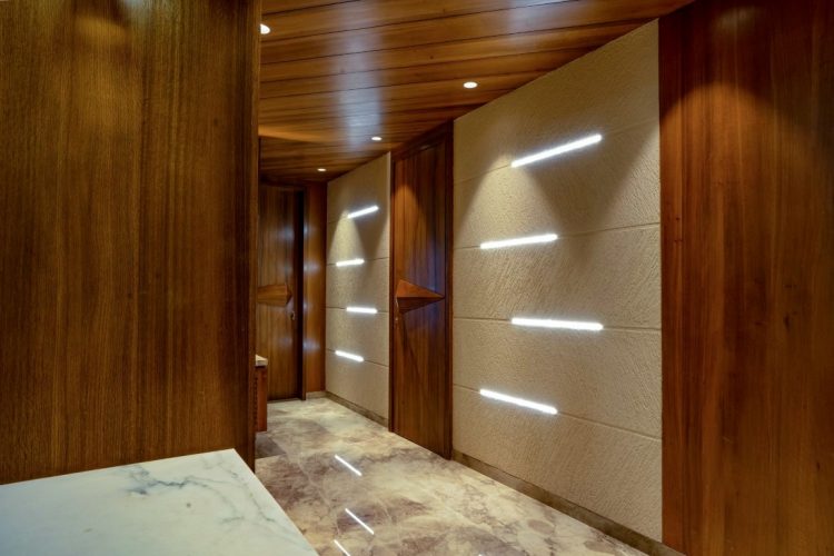 The Sailor House-Mid-Century and Contemporary House | One Plus 1 Studio ...