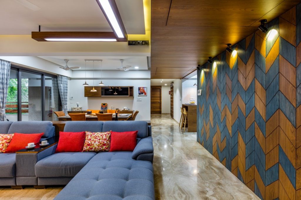 Interior Explores Combination Of Different Materials With Wood ...