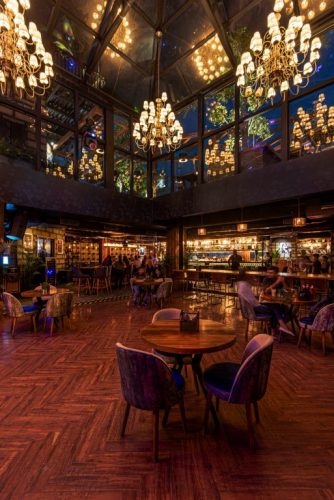 19000 Sq.Ft Avant-Garde Cocktail Bar And Restaurant Interiors | Chromed ...