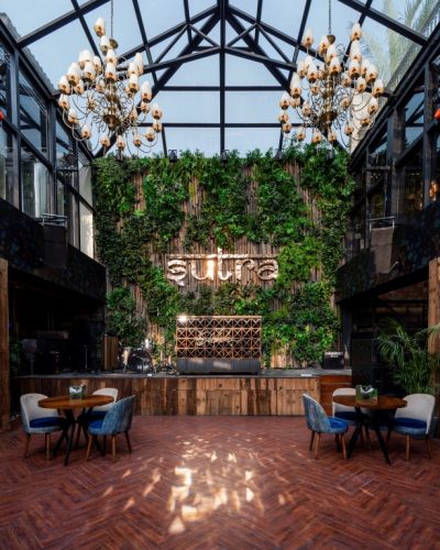 19000 Sq.Ft Avant-Garde Cocktail Bar And Restaurant Interiors | Chromed ...