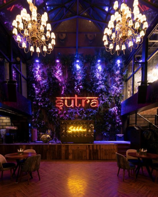 19000 Sq.Ft Avant-Garde Cocktail Bar And Restaurant Interiors | Chromed ...