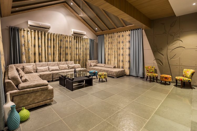 Country House Bringing Nature Into The Built Form | Four corners - The ...