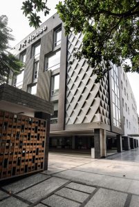 JK House With Sculptural Facade Design | Conarch Architects - The ...