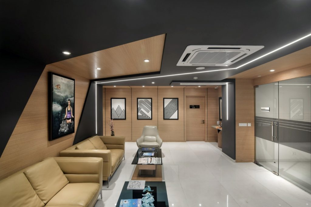 JK House With Sculptural Facade Design | Conarch Architects - The ...