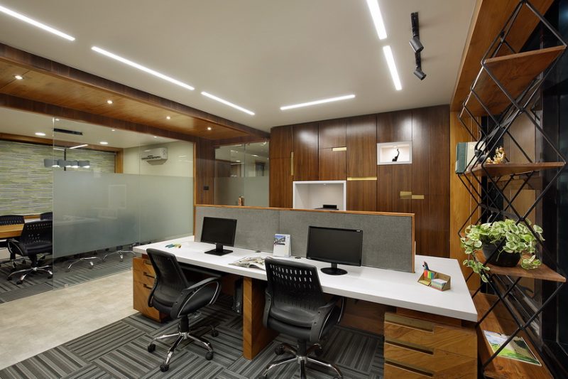 Spectacular And Enduring Office Design Interior | Tulika Design Studio ...