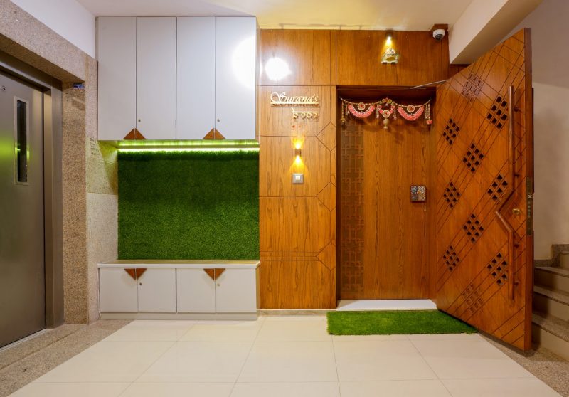 Minimalist Luxury With A Swish Theme Apartment Interior | oneplus1 ...