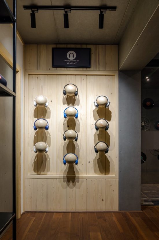 The Art Of Sound-Speaker Showroom | Sharan Architecture + Design - The ...