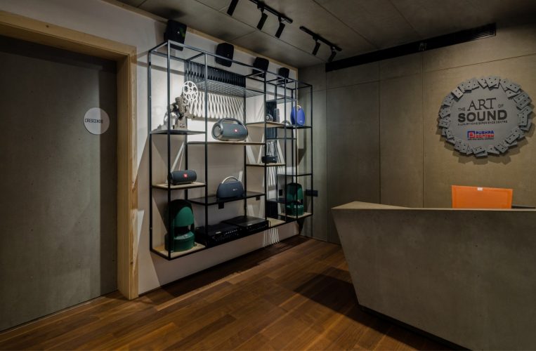 The Art Of Sound-Speaker Showroom | Sharan Architecture + Design - The ...