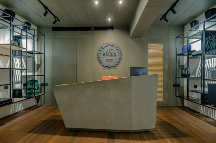 The Art Of Sound-Speaker Showroom | Sharan Architecture + Design - The ...