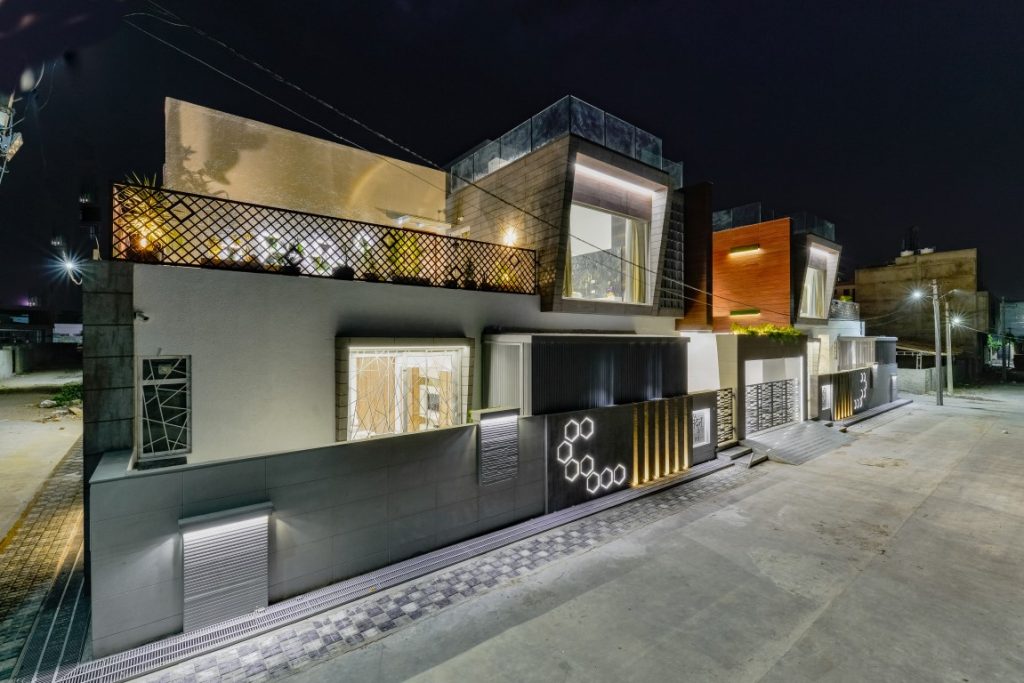 Residence with Luxurious Interiors Defining New Lifestyle | Innerspace ...