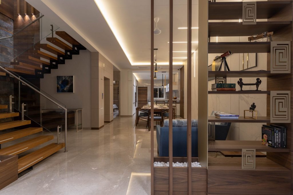 House Interior With Lavish Mix Of Textures | Crest Architects ...