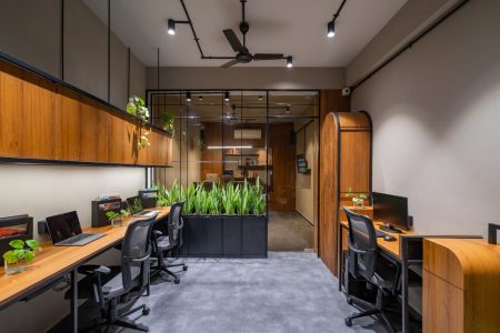 Office Design keeping The Material Palette Natural & Simple | Interior ...