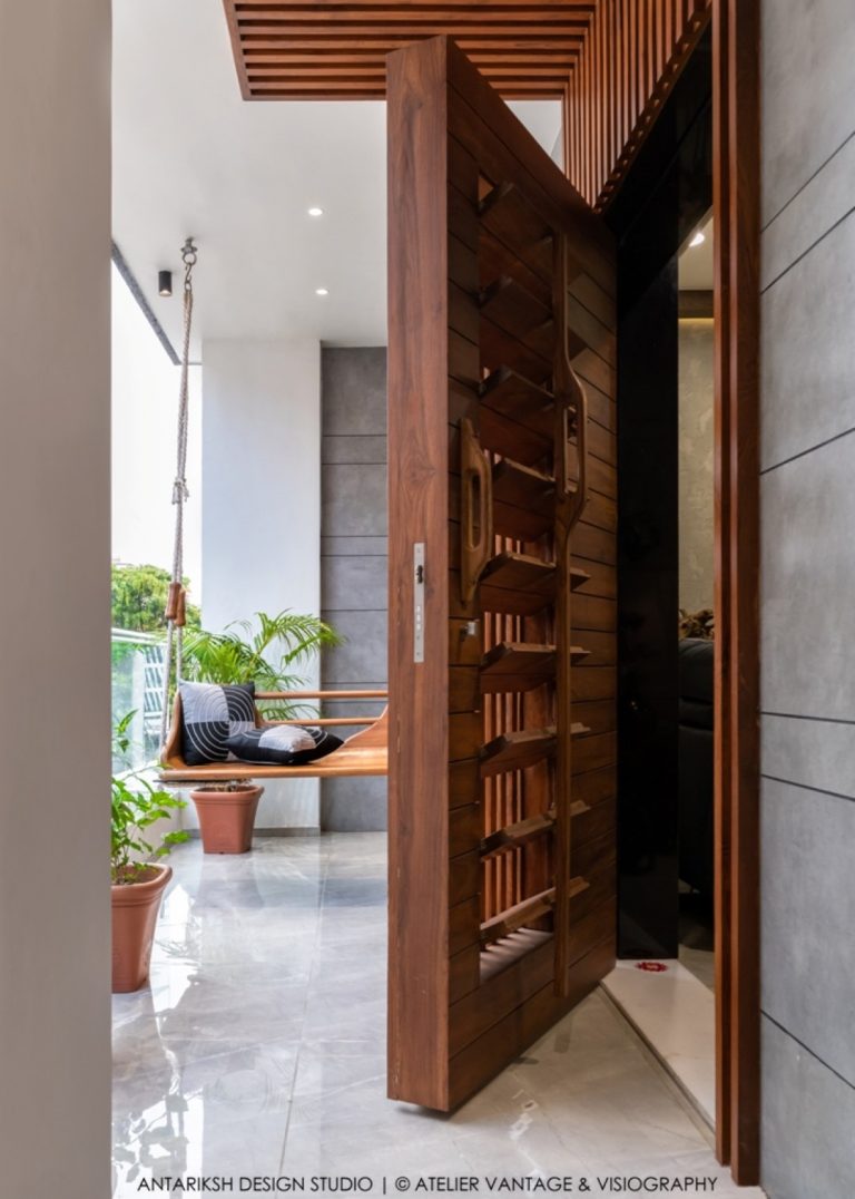 Bungalow Elevation is a Play Of Patterns and Textures | ANTARIKSH ...