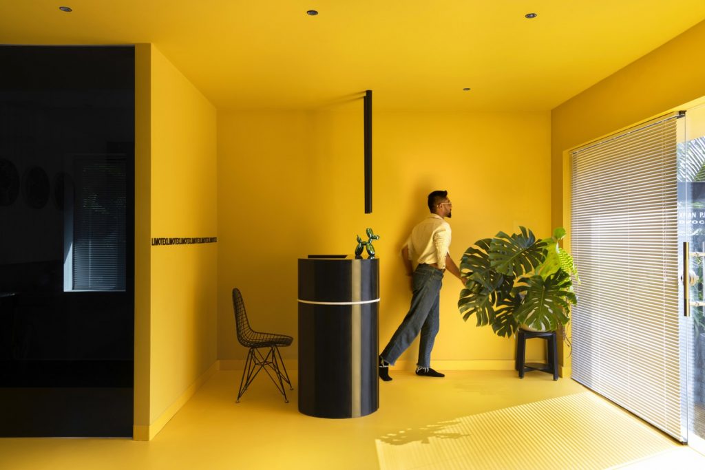 Hellow Yellow -Workspace Interior | Humming Tree - The Architects Diary