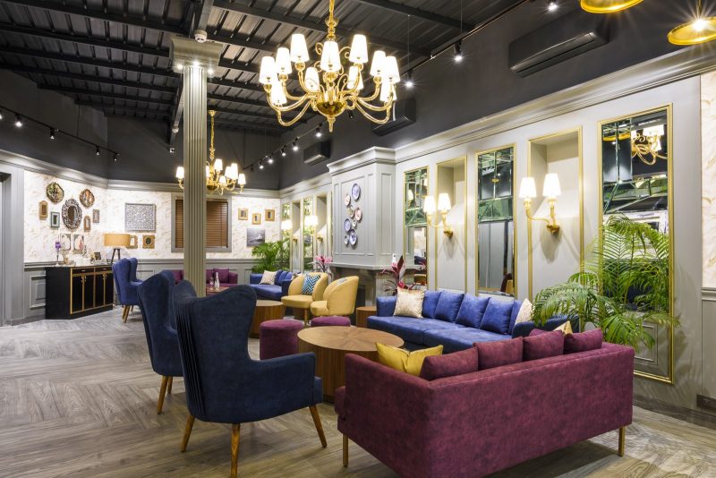 Lounge Interior With An Eclectic Sense Of Luxury And Comfort | Design ...