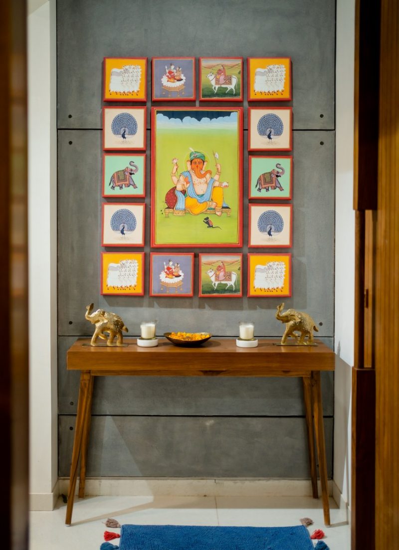 Apartment With An Eclectic Combination Of Tradition And Contemporary ...