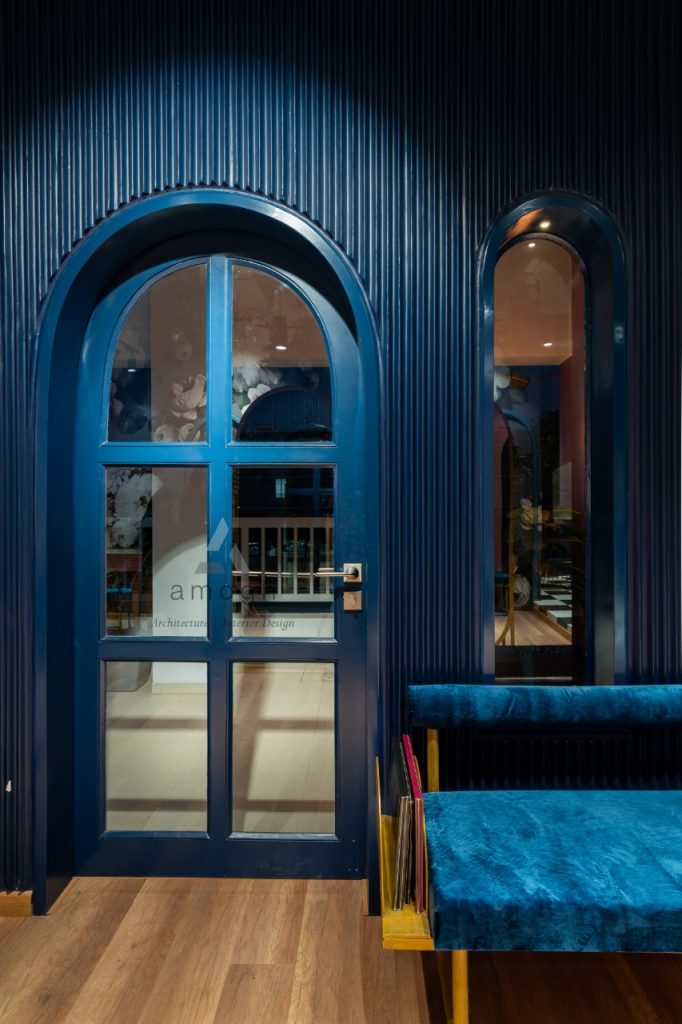 French Style Salon Interior | Amogh Designs - The Architects Diary