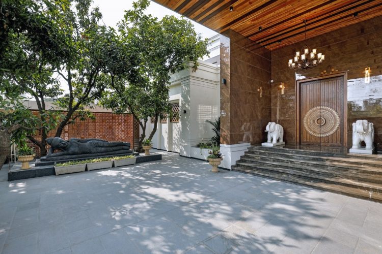 Mansion House Design With Modern And Ergonomic In Function | Design Studio-Ruchir sheth - The ...