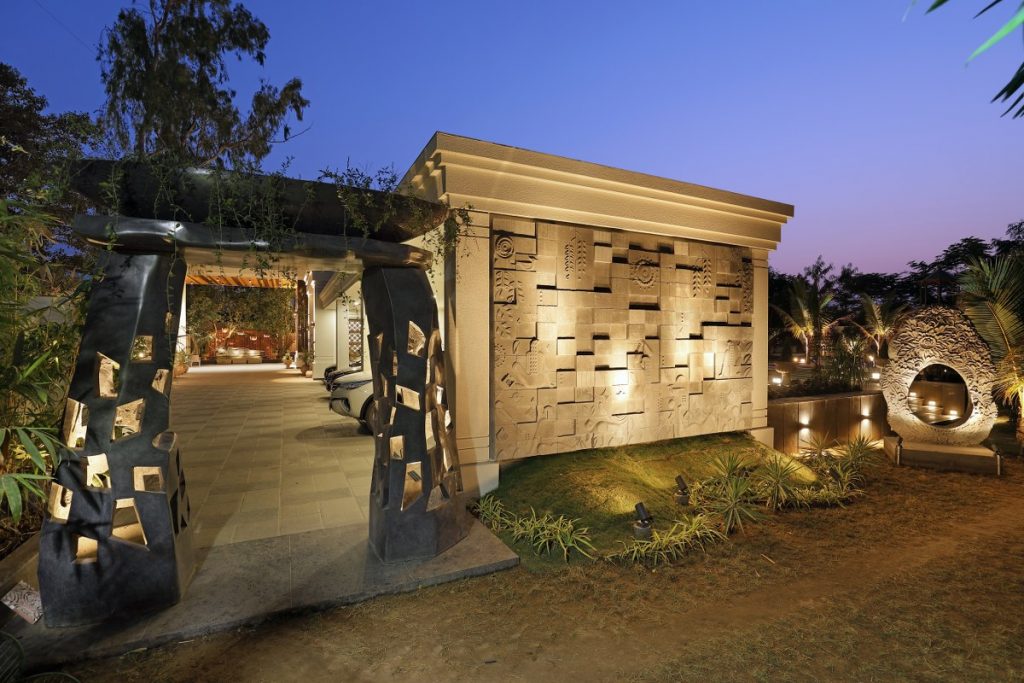 Mansion House Design With Modern And Ergonomic In Function | Design Studio-Ruchir sheth - The ...