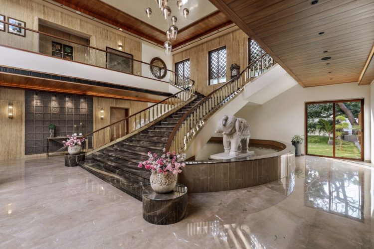 Mansion House Design With Modern And Ergonomic In Function | Design Studio-Ruchir sheth - The ...