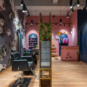 Apartment Interior Exposing Bond Between Traditional Roots And Modern ...