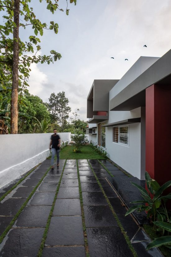 House Is A Representation Of Tropical & Modernist Contemporary Design ...