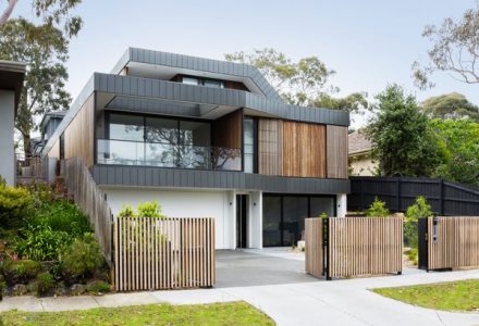 5 Beautiful Metal Exterior Home Designs & Ideas - The Architects Diary