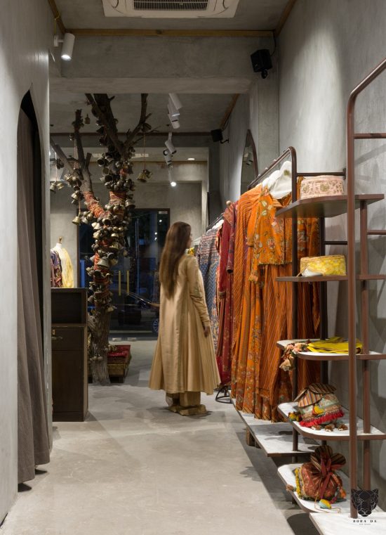 Torani Flagship Store Interiors Reminiscing Sindhi Architecture | Bora ...