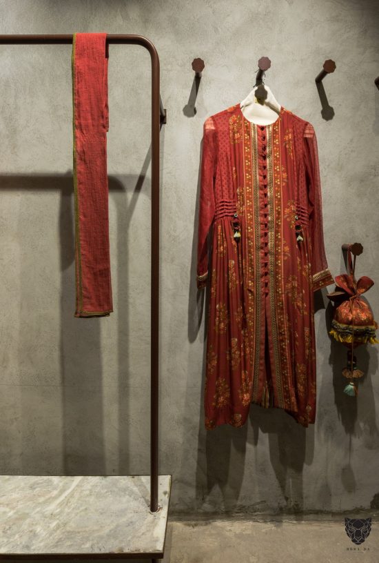 Torani Flagship Store Interiors Reminiscing Sindhi Architecture | Bora ...