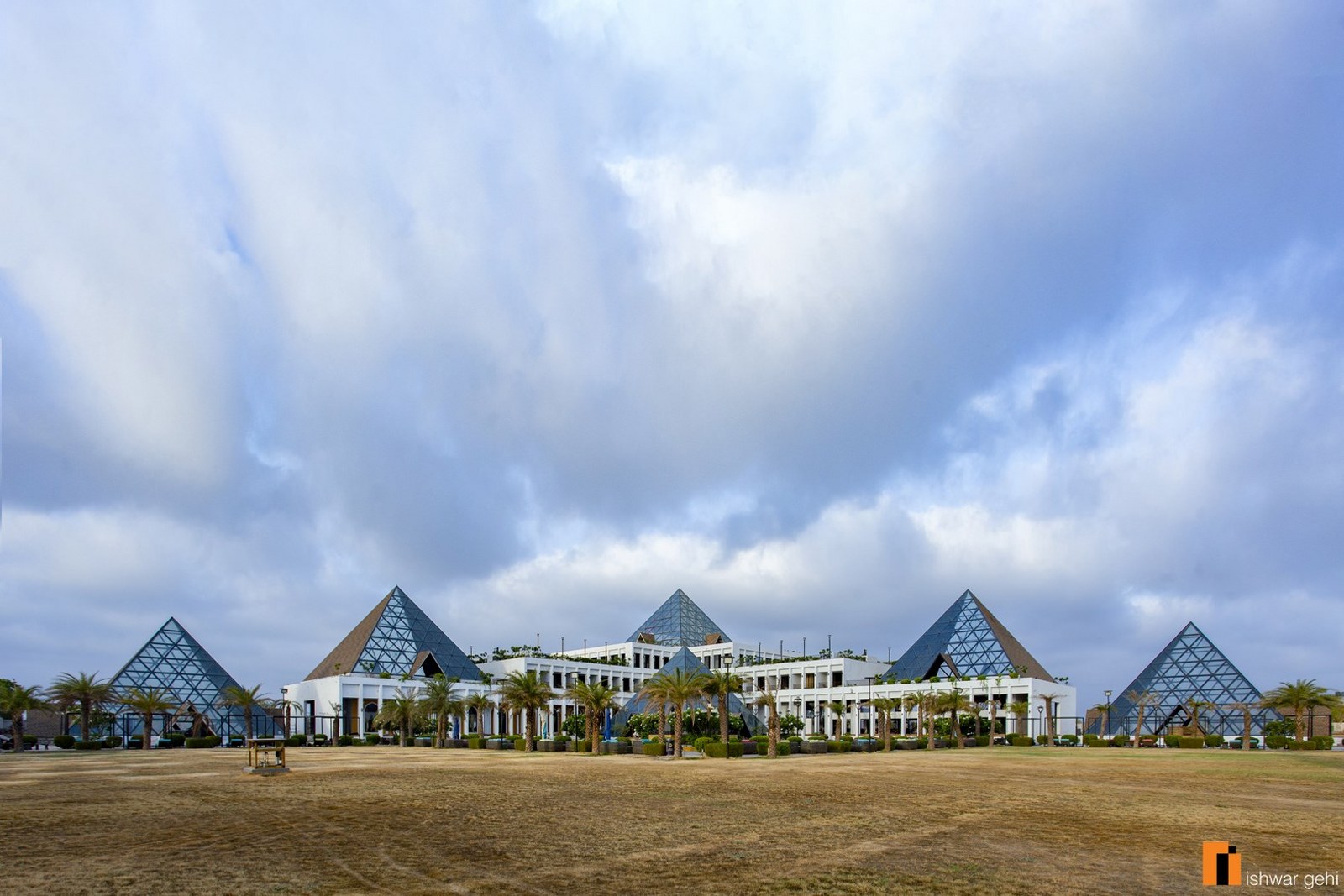 Aarya Club Design Having Majestic Views Of Monumental Pyramids | Ishwar ...